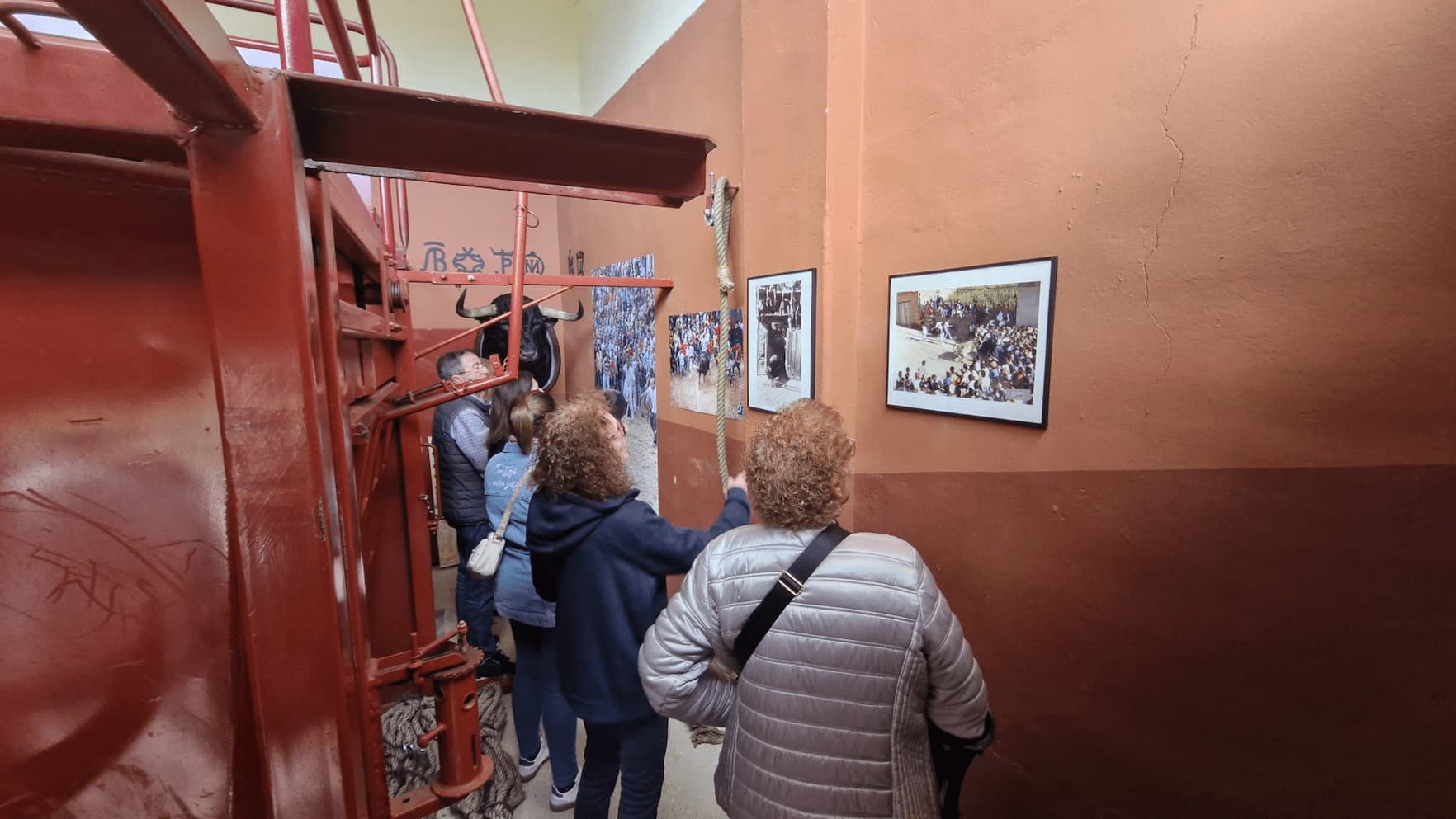 "El Toril en Imágenes y Memoria", una muestra que hace historia ...